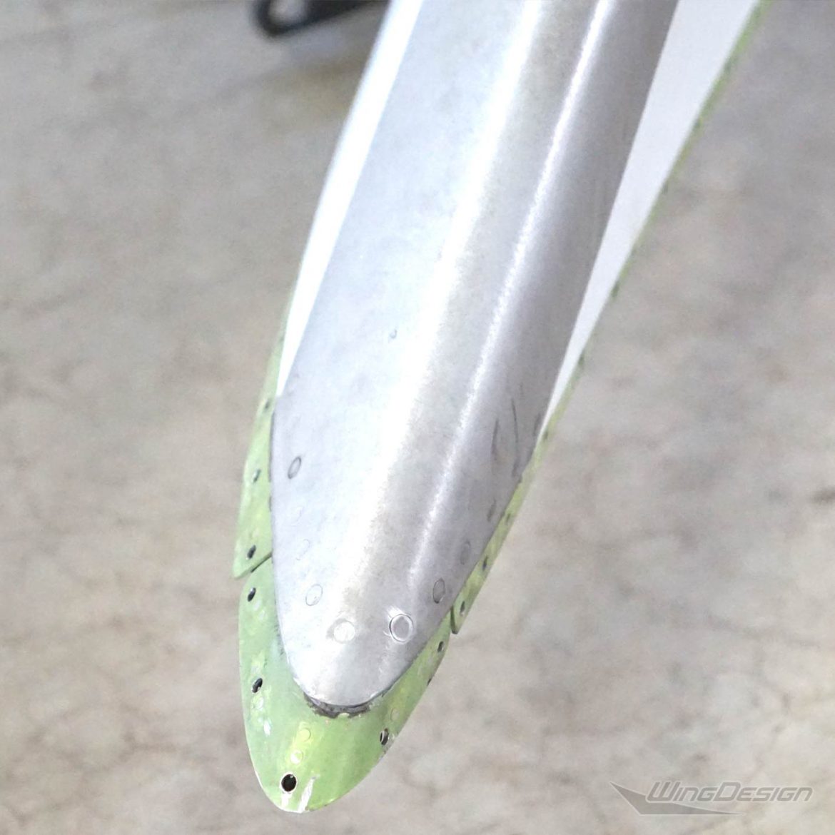 Wing Tip / Winglet Boeing 747 Flügelteil - ca. 4x2 Meter - wingdesign.com
