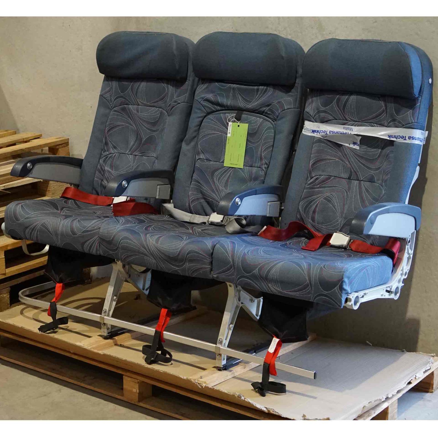 FLUGZEUGSITZE aus der First- Business- oder Economy-Class kaufen